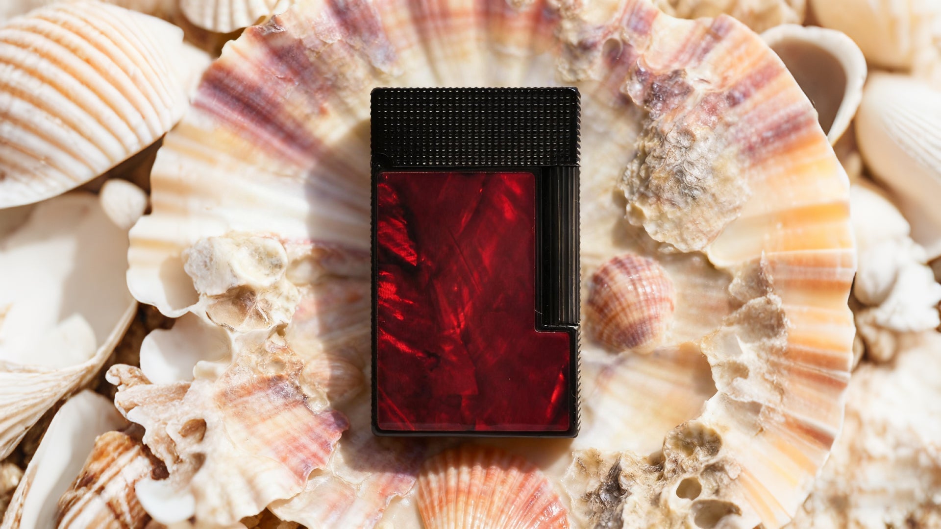 S.T. Dupont Ligne 2 Multicolor Shell Inlay Soft Flame Lighter – SHERRY007